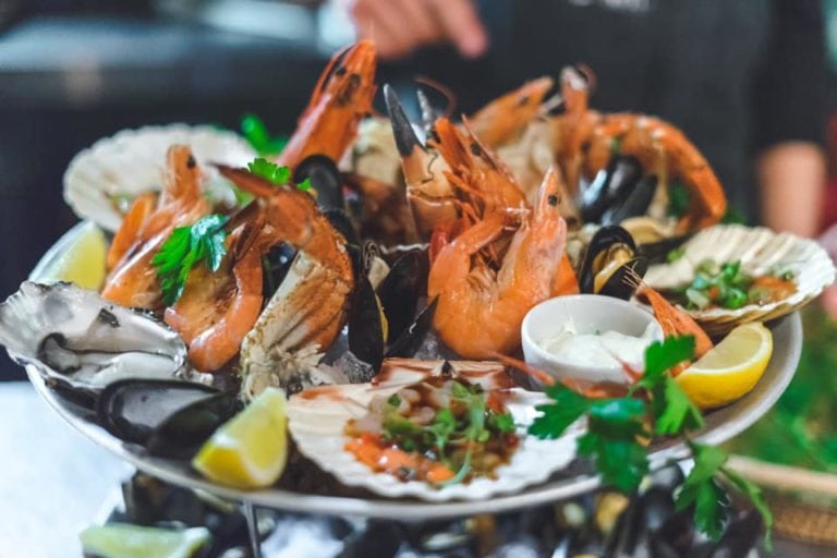 13 BEST Places To Eat In Padstow, Cornwall (2024 Guide)