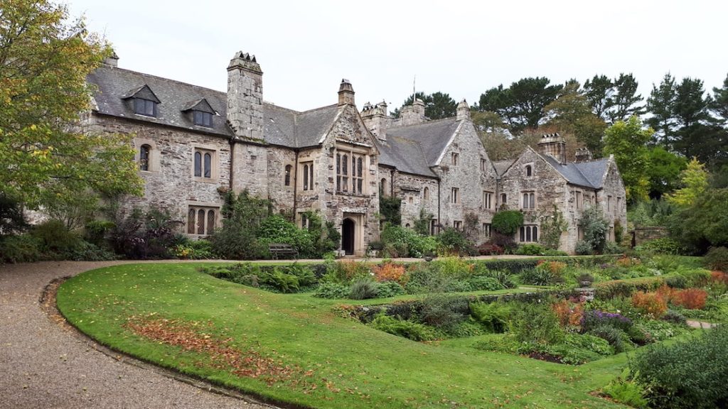 8 National Trust Houses In Cornwall You Have To Visit (2024 Guide)