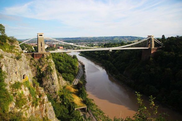 8 BEST Walks Around Bristol, England (2024 Guide)