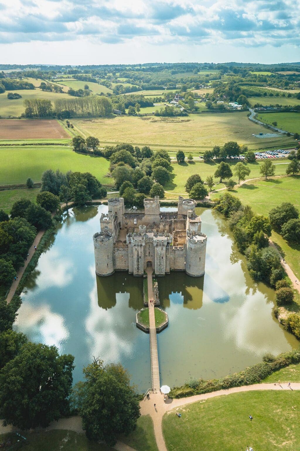The Ultimate Guide to Bodiam Castle, England (2024 Guide)