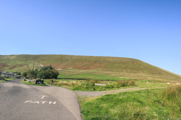A Detailed Guide To The Pendle Hill Walk, England (2026 Guide)
