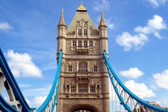 27 Fascinating Facts About Tower Bridge, London (2022 Guide)