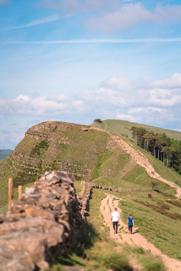 The Ultimate Guide to the Mam Tor Walk, Peak District (2023 Guide)