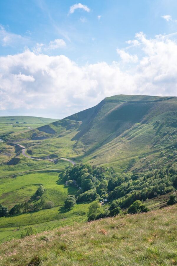 The Ultimate Guide to the Mam Tor Walk, Peak District (2023 Guide)